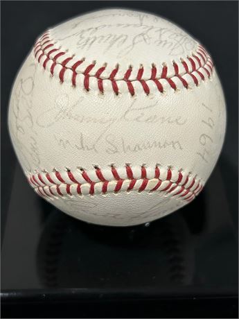 Collector Investor Auctions - 1964 W.S. Champion St. Louis Cardinals ...